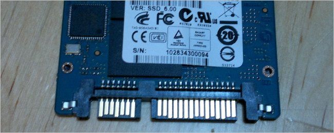 ¿Por qué hay distintos conectores SATA? - islaBit