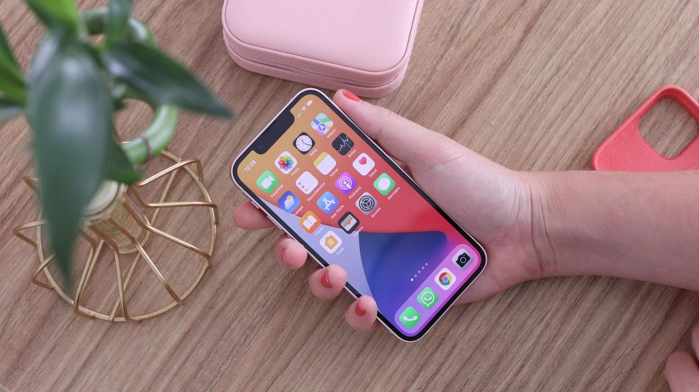 ¿Cuál es el último iPhone, y cuál deberías comprar? - islaBit